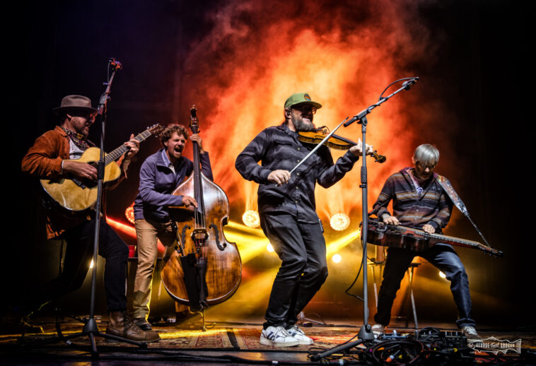Artist Interview: Andy Hall, The Infamous Stringdusters | Fargo Monthly