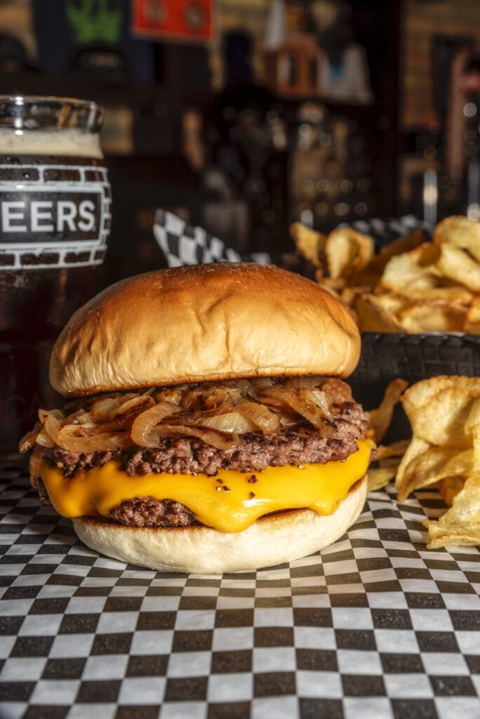 Best Fargo Moorhead Burger: JL Beers' JL Burger Win Flavor Awards ...
